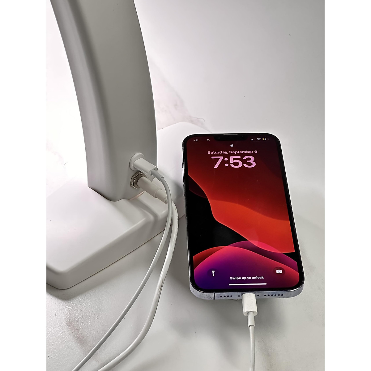 Shi Art & Artist LED Desk Lamp (White)