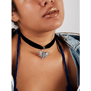Sacina Goth Luna Moth Choker, Black Velvet Choker Necklace, Halloween Christmas New Year Jewelry Gift for Women