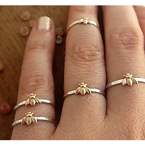 WDIYIEETN Cute Gold Tiny Honey Bee Ring Jewelry Wedding Band Thin Finger Ring Animal Lucky Honey Bee Knuckle Ring for Women (10)