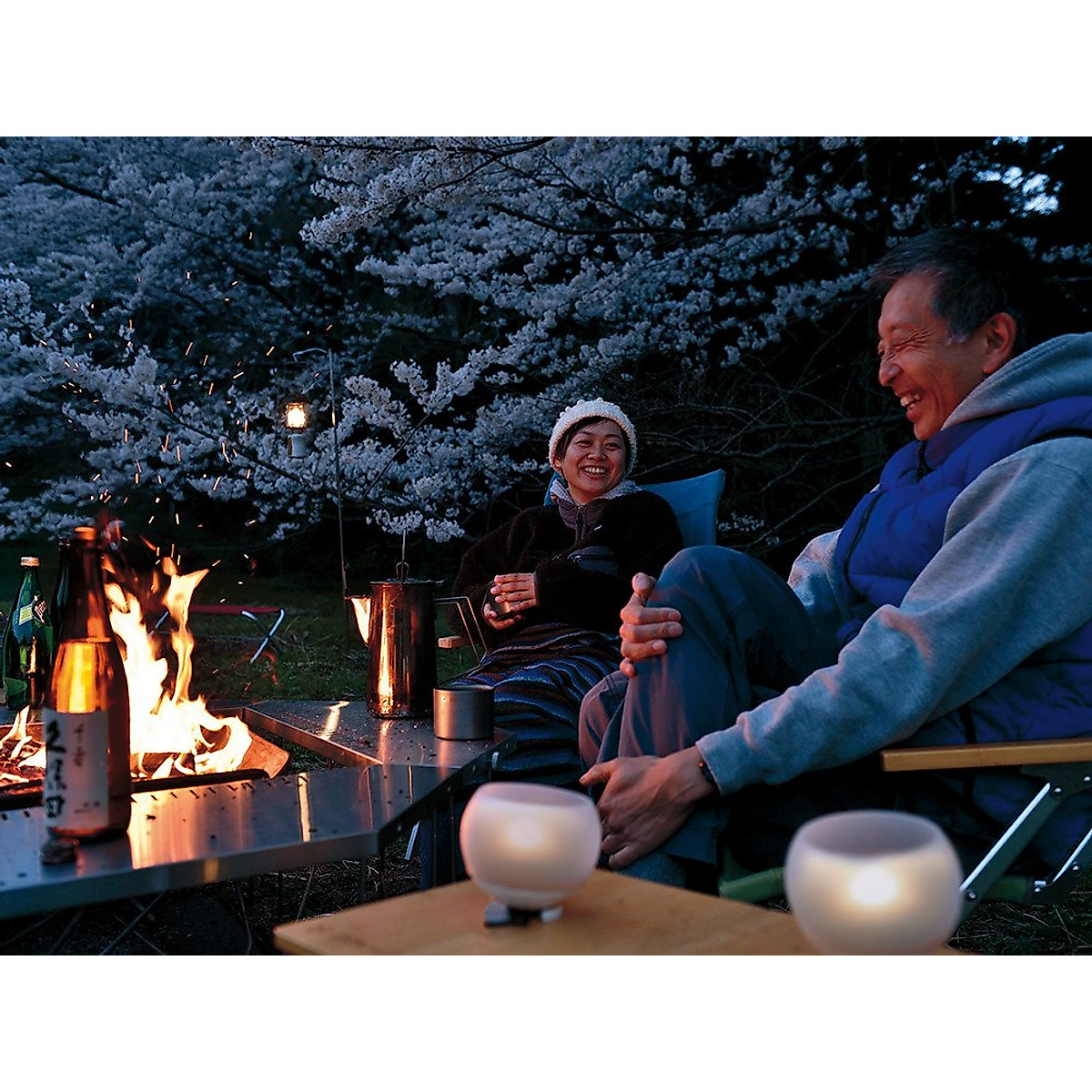 Snow Peak's Hozuki Lantern, Snow, ES-070WH, Made in Japan, Lifetime Product Guarantee, Lightweight, Compact for Camping or Backpacking, Camping Light, One Size