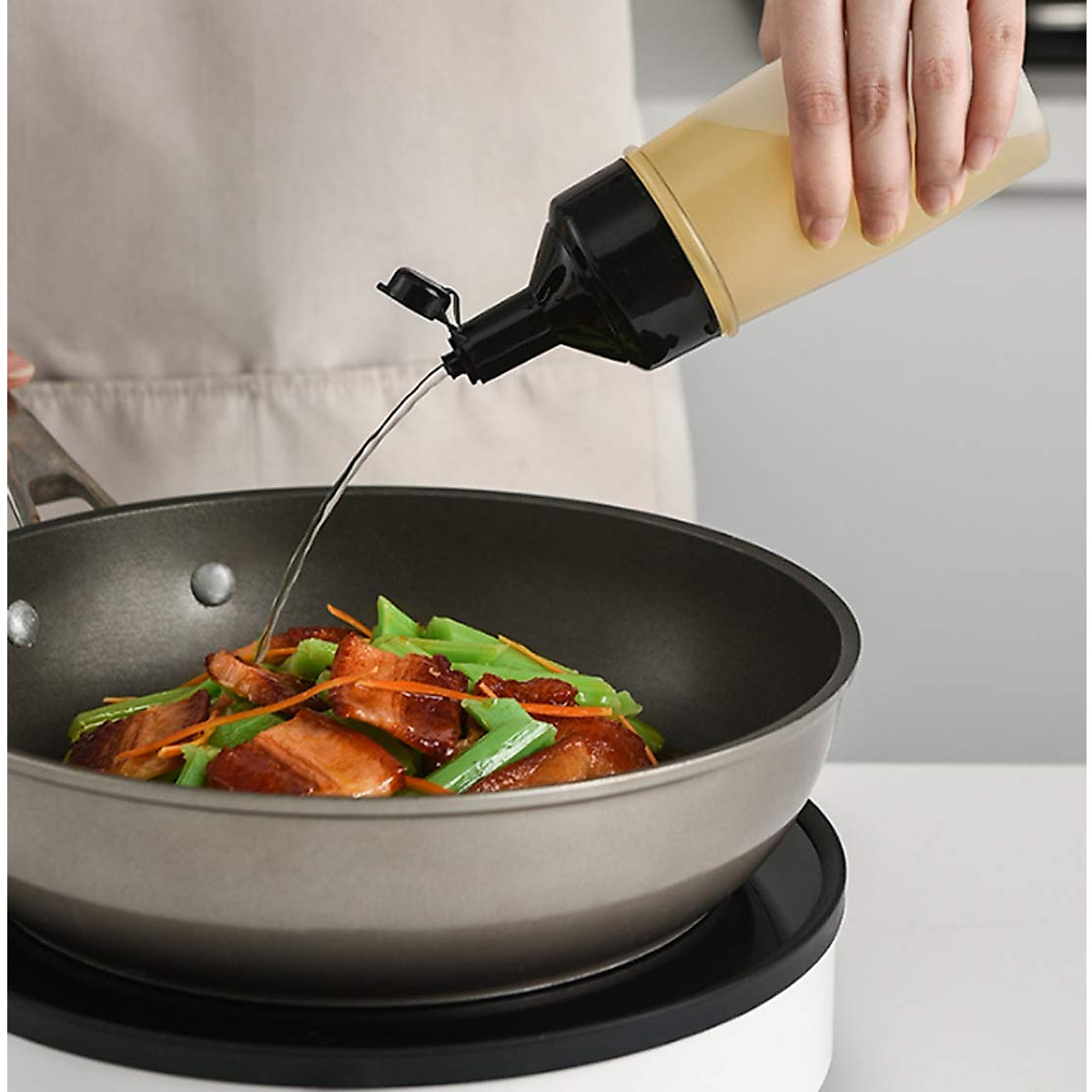 CTTPEG 250ml/8.5ounce Sauce bottle,Plastic Squeeze Bottles,for Condiments, Ketchup, Mayonnaise, Mustard, Hot Sauce, Olive Oil (Black)