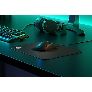SteelSeries QcK Gaming Mouse Pad - Medium Stitched Edge Cloth - Extra Durable - Optimized For Gaming Sensors - Black