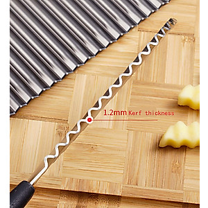 LaLiHa Crinkle Cutter Garnishing Knife for dough, French Fry Potato Cutter Stainless Steel Zig Zag Gadget Waves Chopper Knife for veggies Chip Blade (Corrugated blade,Large size)