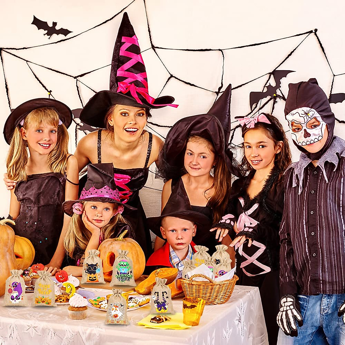 DIYDEC 36pcs Halloween Burlap Gift Bags, Halloween Jute Linen Burlap Treat Candy Goodies Drawstring Bags for Halloween Favors Supplies