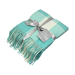 Blankets - Buffalo Plaid Throw Blanket - Decorative Classic Blanket - Comfortable and Ultra-Soft - Lightweight & Indoor Outdoor Blanket - Ideal for Living Room, Couch, Travelling Good for All Seasons