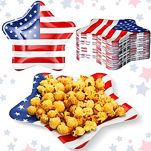 Sunnyray Patriotic Christmas Paper Plates 9 Inch Dessert Star Shape Plates Disposable American Flag 4th of July Tableware USA Star Serving Trays for Cookies Barbecue Picnic (Pentagram,100 Pcs)