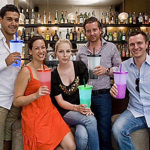 20 Pack Color Changing Cups with Lids and Straws 24 oz Reusable Cups Bulk Tumblers Color Changing Tumbler Cold Cups with Lids Plastic Tumblers Tall Iced Cold Coffee Cups Party Cups for Kids Adults