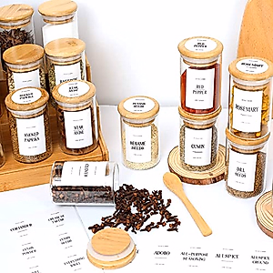 GMISUN Spice Jars with Bamboo Lids, 4oz Glass Spice Bottles with Preprinted Spice Labels, 12Pcs Empty Round Spice Containers with Wood Airtight Lids, Farmhouse Minimalist Food Jars for Kitchen, Pantry