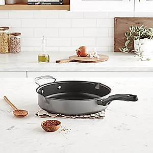 Nordic Ware Professional Weight 12 Inch Texas Skillet With Helper Handle