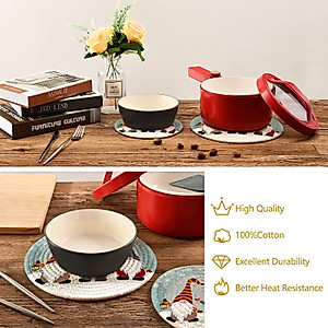 SUABO Christmas Cotton Rope Pot Holder, Set of 2 Hot Pads for Kitchen Pot Holders, Cute Gnomes Rope Trivets for Hot Dishes Kitchen Counter