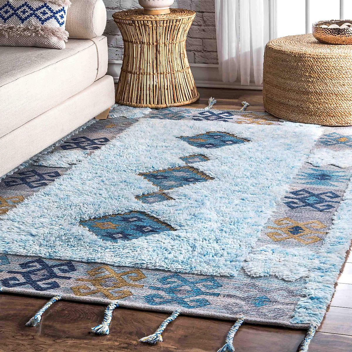 nuLOOM Transitional Candance Shaggy Tassel Area Rug, 8x10, Blue