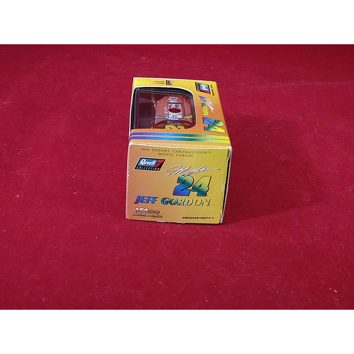 Revell 1998 Collection 1:64 Jeff Gordon #24 DuPont Chromalusion /24984 NASCAR