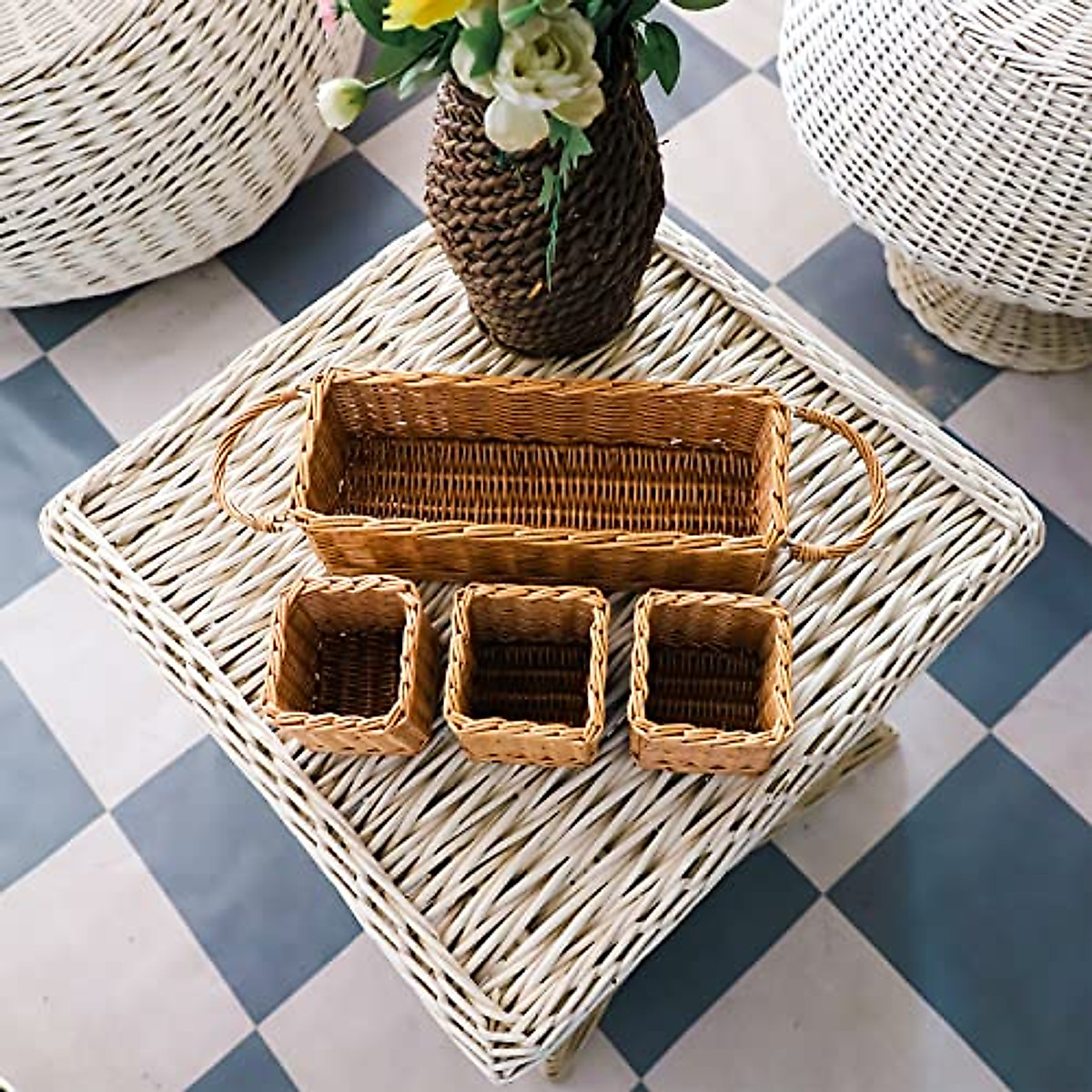 GYASVWU 3 Compartment Wicker Kitchen Flatware Storage Basket Utensil Holder with 3 Removable Storage Cups and Flexible Handles Handmde Baskets for Spoons, Knives, Forks (Wicker)