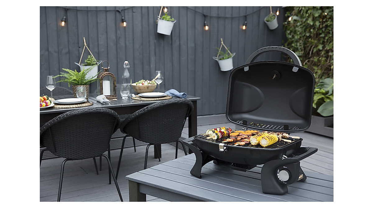George Foreman Portable Gas BBQ with Thermostat - Compact & Lightweight