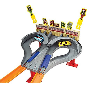 Hot Wheels Toy Car Track Set Super Speed Blastway, Dual-Track Racing for 1 or 2 Players, 1:64 Scale Car [Amazon Exclusive]