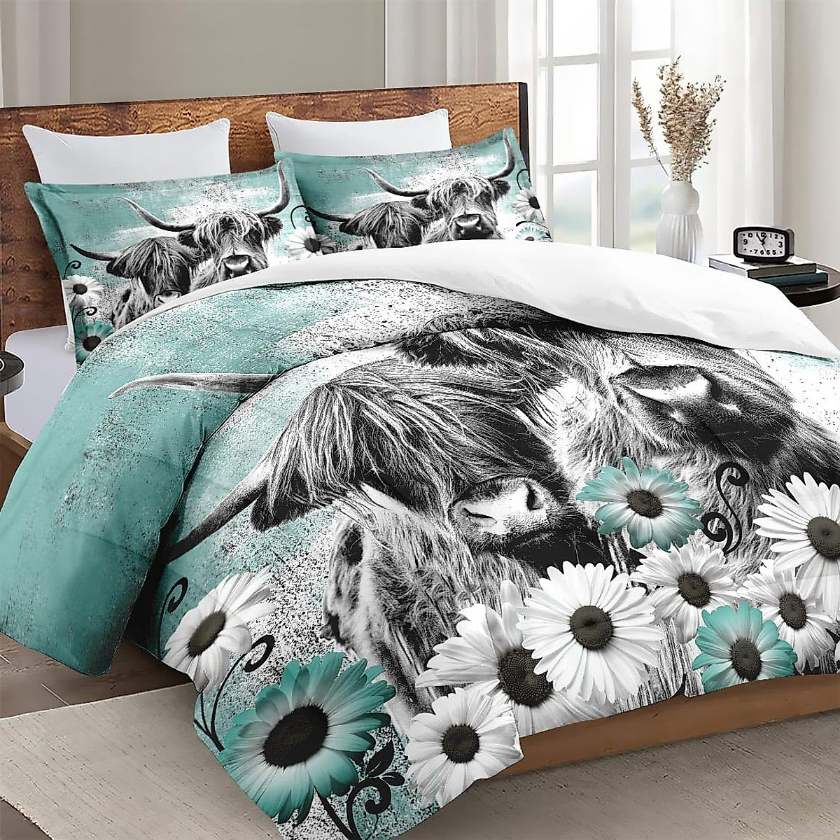 WeCozy Comforter Set Queen Size with 2 Pillowcases, Highland Cow Animal 3 Pcs Bedding Set for Kids and Adults, Buffalo Bull Farm Daisy Soft Comforter Set for Bedroom Bed Decor