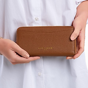 KATIE LOXTON Cara Womens Medium Vegan Leather Zippered Card Holder Wallet Cognac
