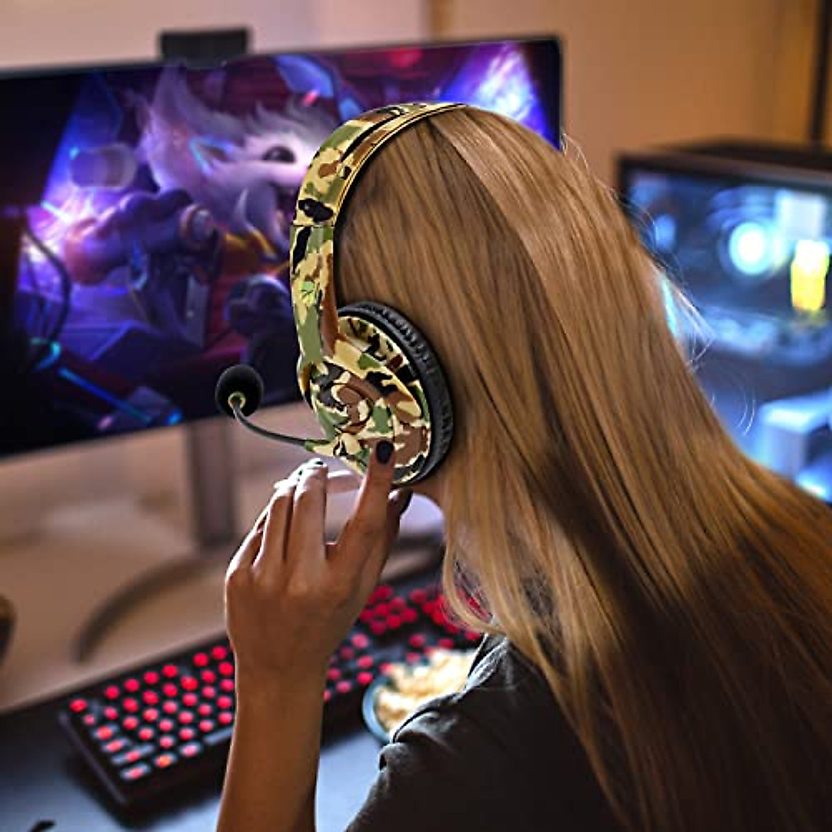 FNSHIP 3.5mm Port Wired Gaming Headset Stereo bass-Isolated Headphones with mic Volume Control Compatible for PS4 PS5 New X-Box One PSP PC Laptop Tablet PC Phone (Camouflage Green)