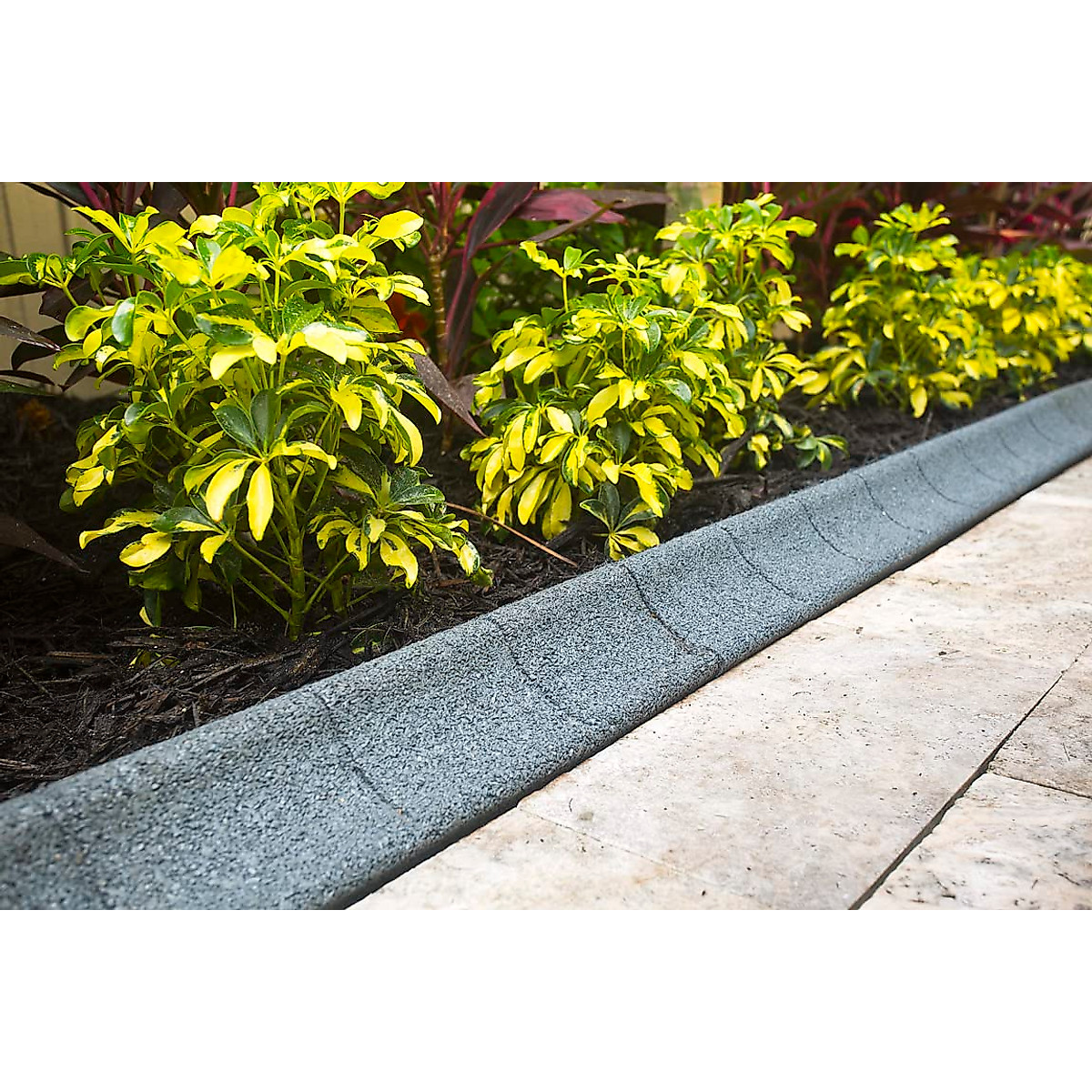 EcoBorder EarthCurb Grey Recycled Rubber 4ft Lawn Edging (4pc Box)