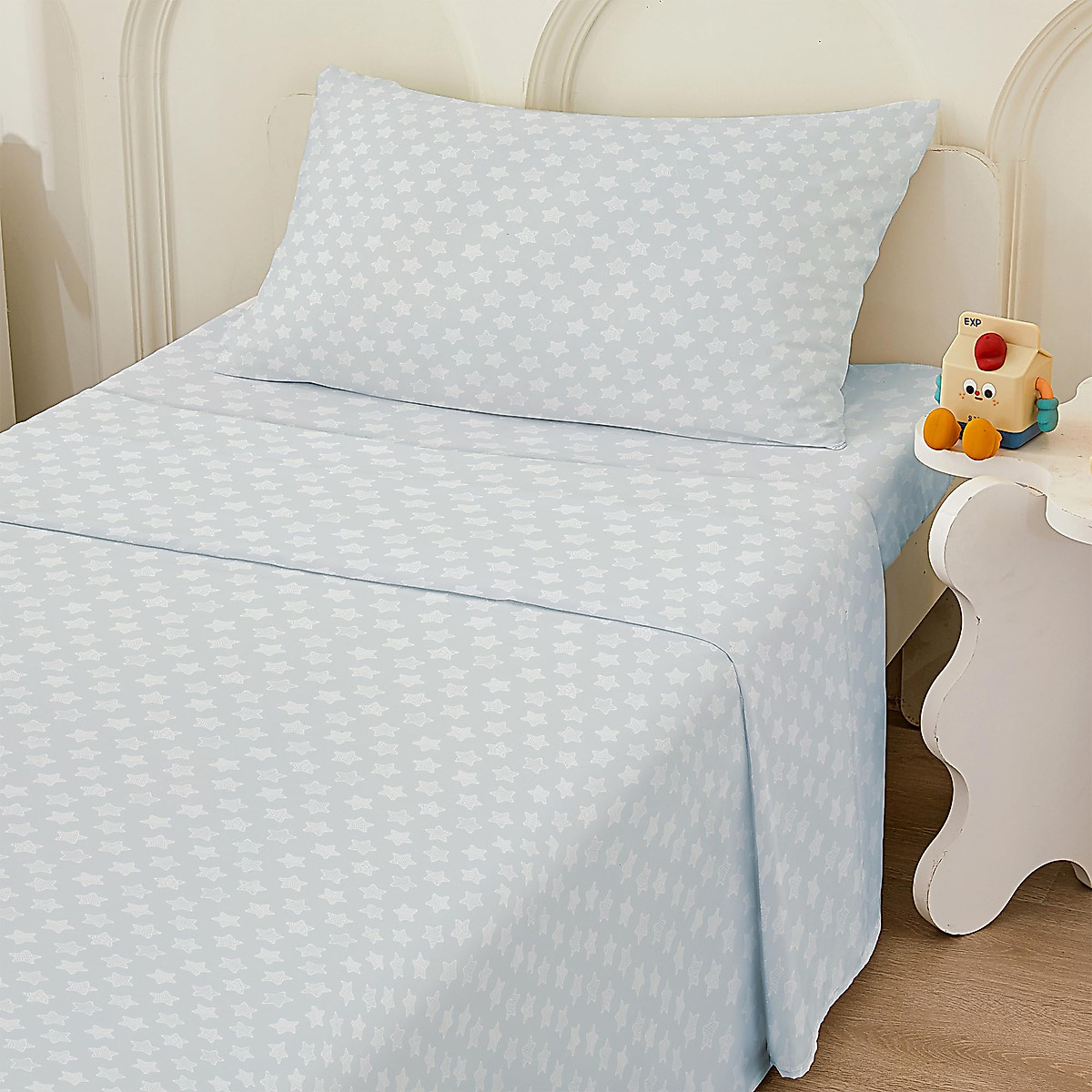 Bedmoon Boys Girls Twin Sheets, Kids Silver Star Bed Sheet Set with Non-Slip Fitted Sheet, Boys Girls Star Soft Microfiber Twin Sheets & Pillowcases