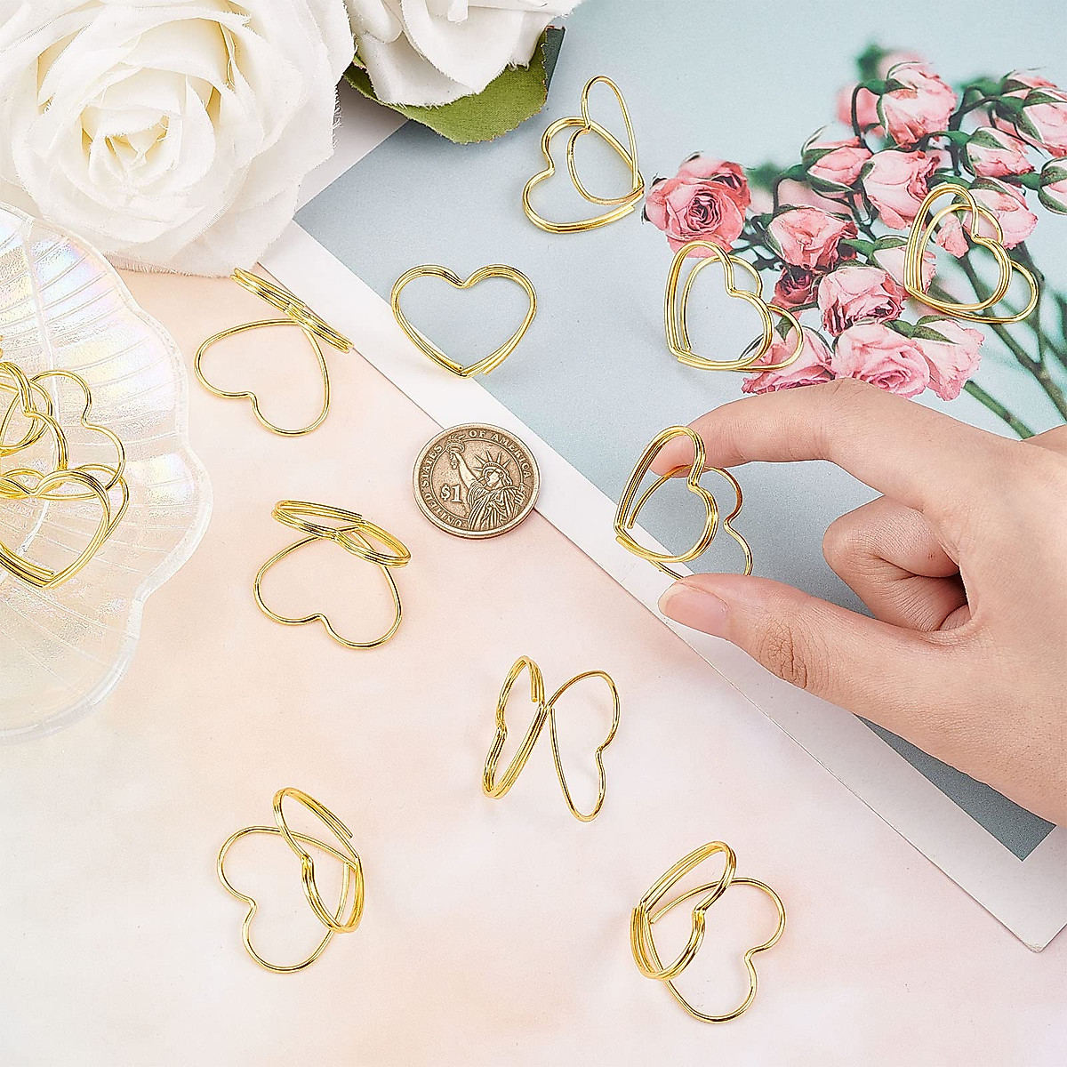 CRASPIRE Place Card Holders 20pcs Gold Heart Shape Table Card Holders Wedding Table Number Holders Photo Holder Pictures Stand Clips for Place Cards Weddings Anniversary Party Valentine's Day Gift