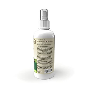 Pet Naturals Flea and Tick Prevention Spray with Natural Oils for Dogs and Cats, 8 Ounce - Safe for Bedding and Collars - Clean, Non Sticky Ingredients