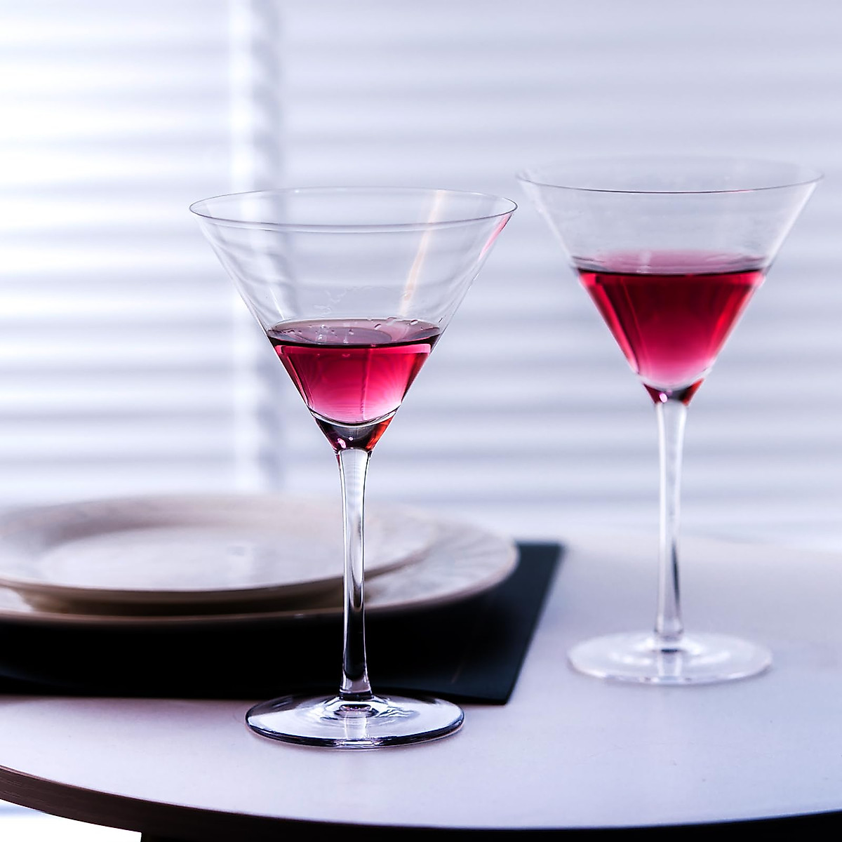 BACLIFE Martini Glasses Set of 4-9.5 oz Coupe Glass Set with Stem - Handblown Crystal Cocktail Glasses - Elegant Cocktail Glasses for Bar, Margarita, Cosmopolitan, Manhattan, Gimlet