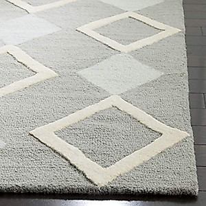 SAFAVIEH Kids Collection 5' Square Grey/Multi SFK902B Handmade Diamond Wool Area Rug