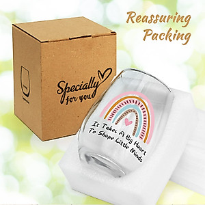Futtumy Teacher Appreciation Gifts, Teacher Gift Thank You Gift for Teacher Women Her, It Takes a Big Heart to Shape Little Minds Stemless Wine Glass for Appreciation Week, 17Oz Rainbow Wine Glass