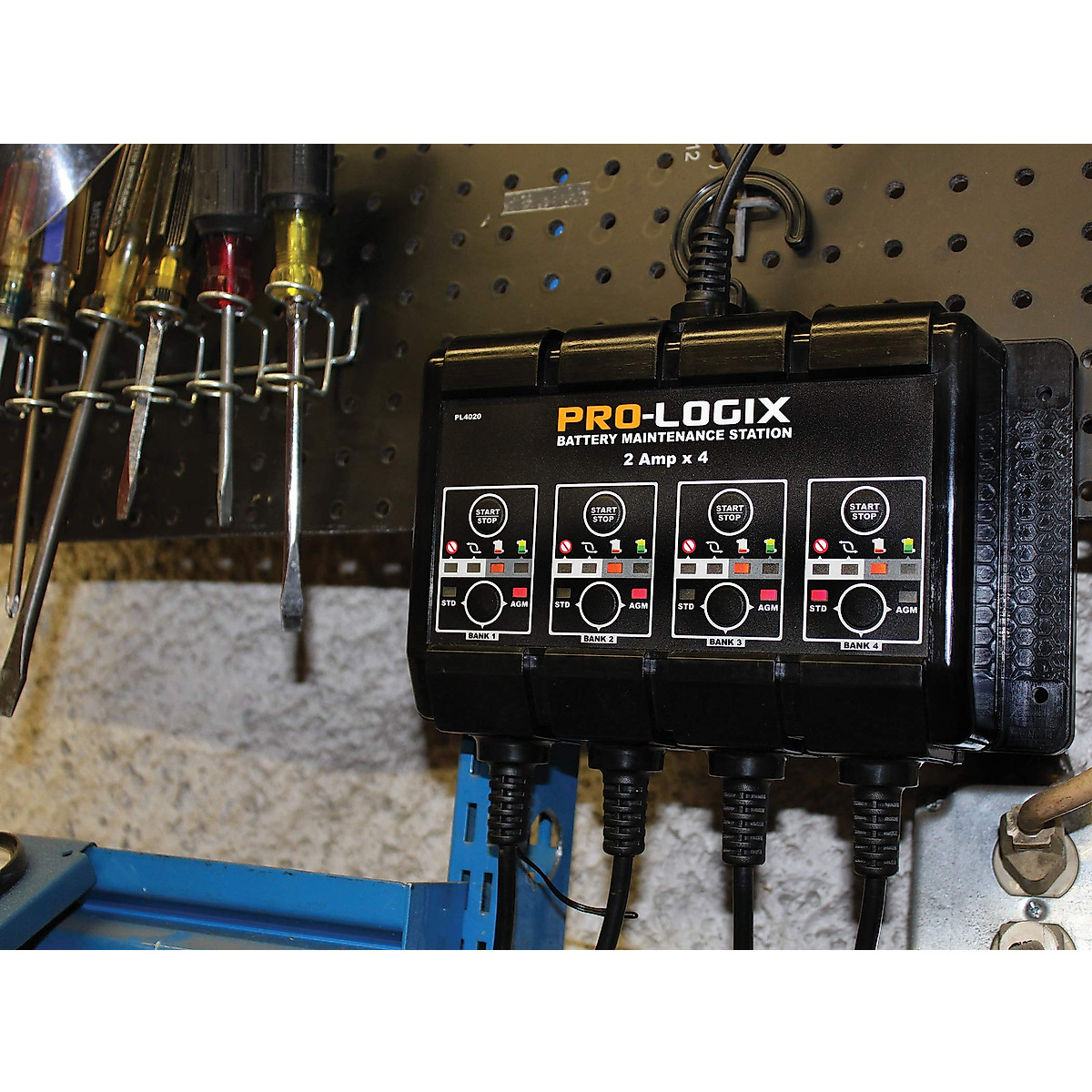 Clore Automotive PL4020, Pro-Logix 4-Bank, 8-Amp (2-Amp Per Bank) Fully Automatic Smart Charger, 12V Battery Charger, Battery Maintainer, Desulfator with Temperature Compensation, Black