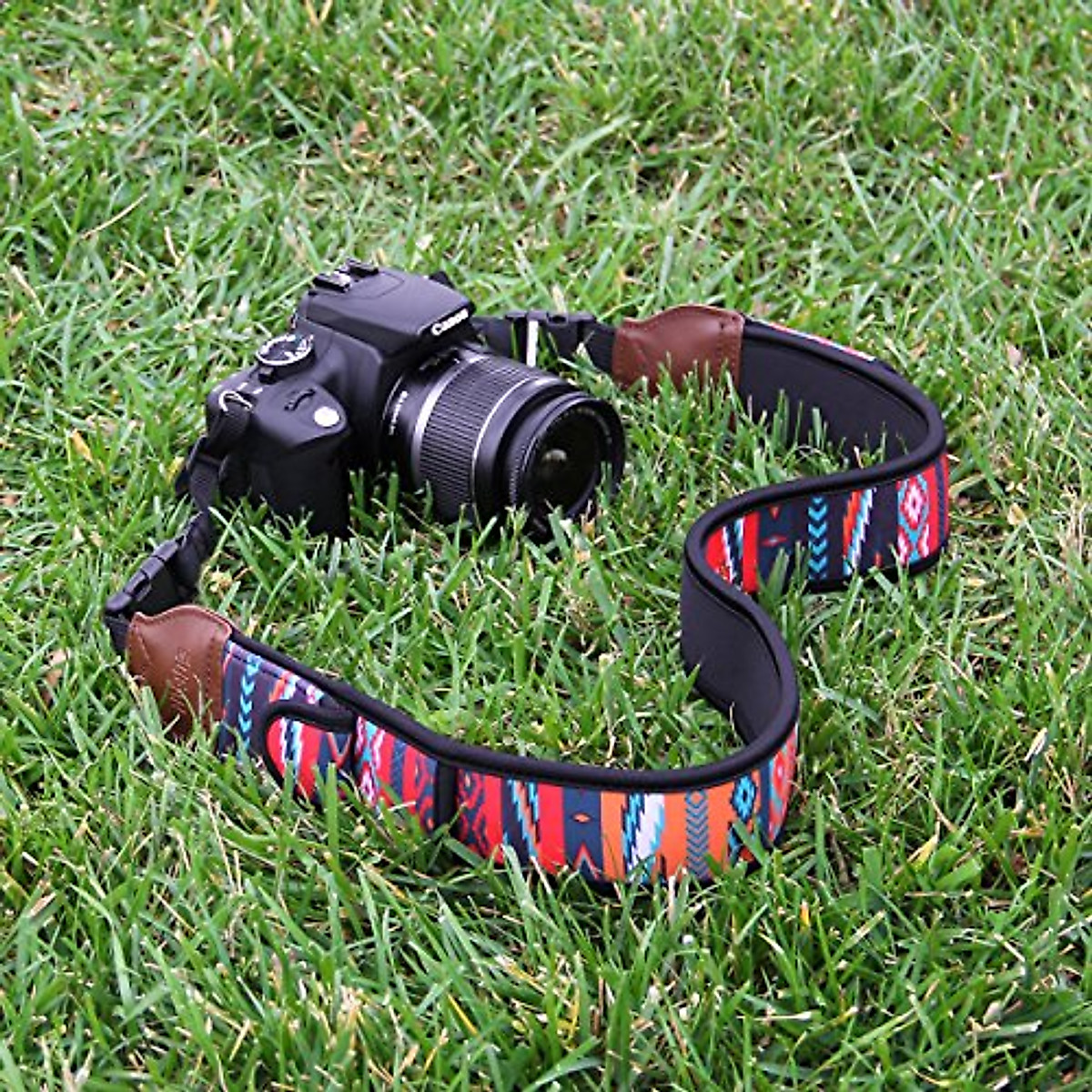 USA Gear TrueSHOT Neck Strap Neoprene Camera Straps - Padded Camera Strap, Pockets, and Quick Release Buckles - Compatible with Canon, Nikon, Sony and More DSLR and Mirrorless Cameras (Southwest)