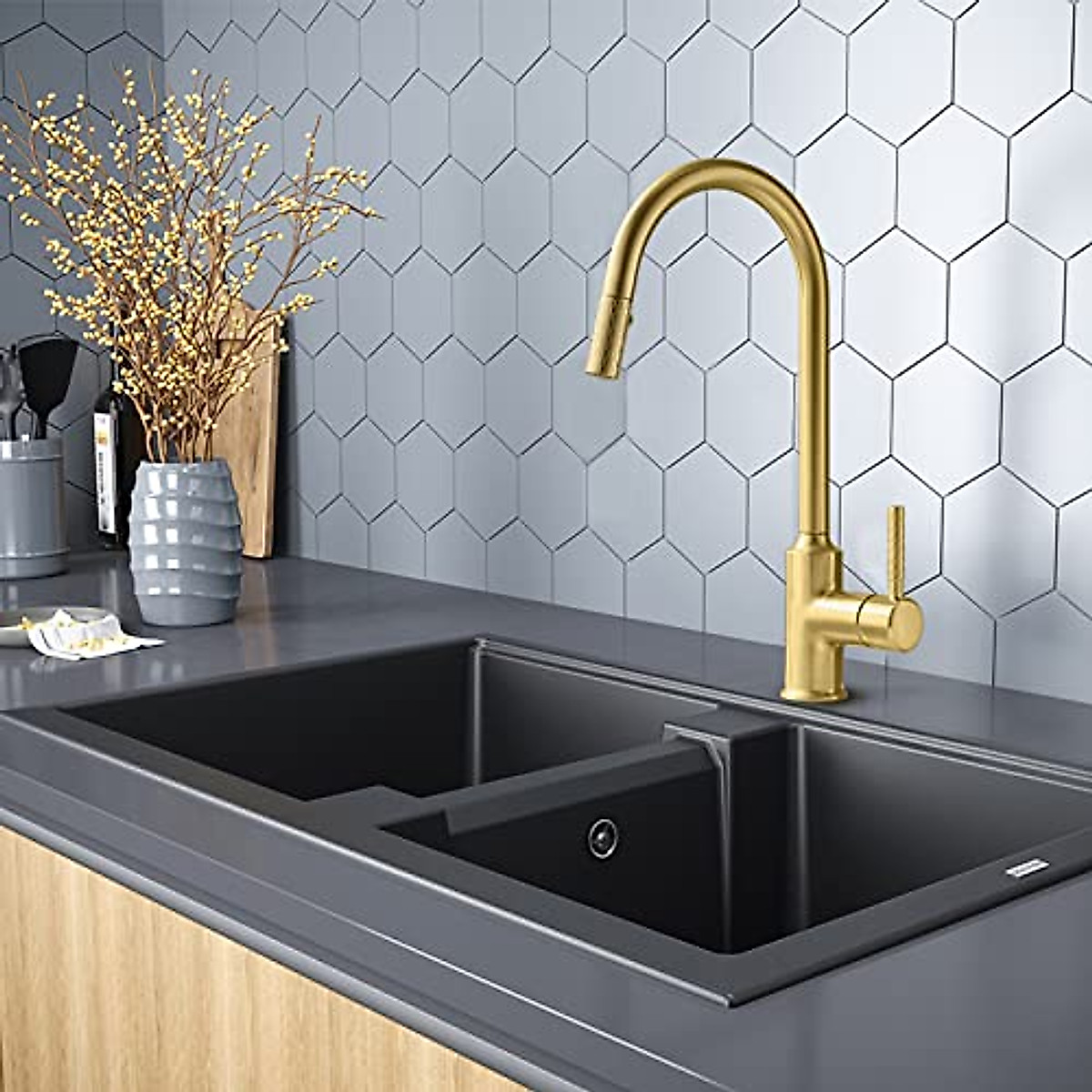 TURS Brushed Gold Kitchen Faucet Brass Kitchen Faucets with Pull Down Sprayer Single Handle One Hole High Arc Copper Kitchen Tap,FK002LG