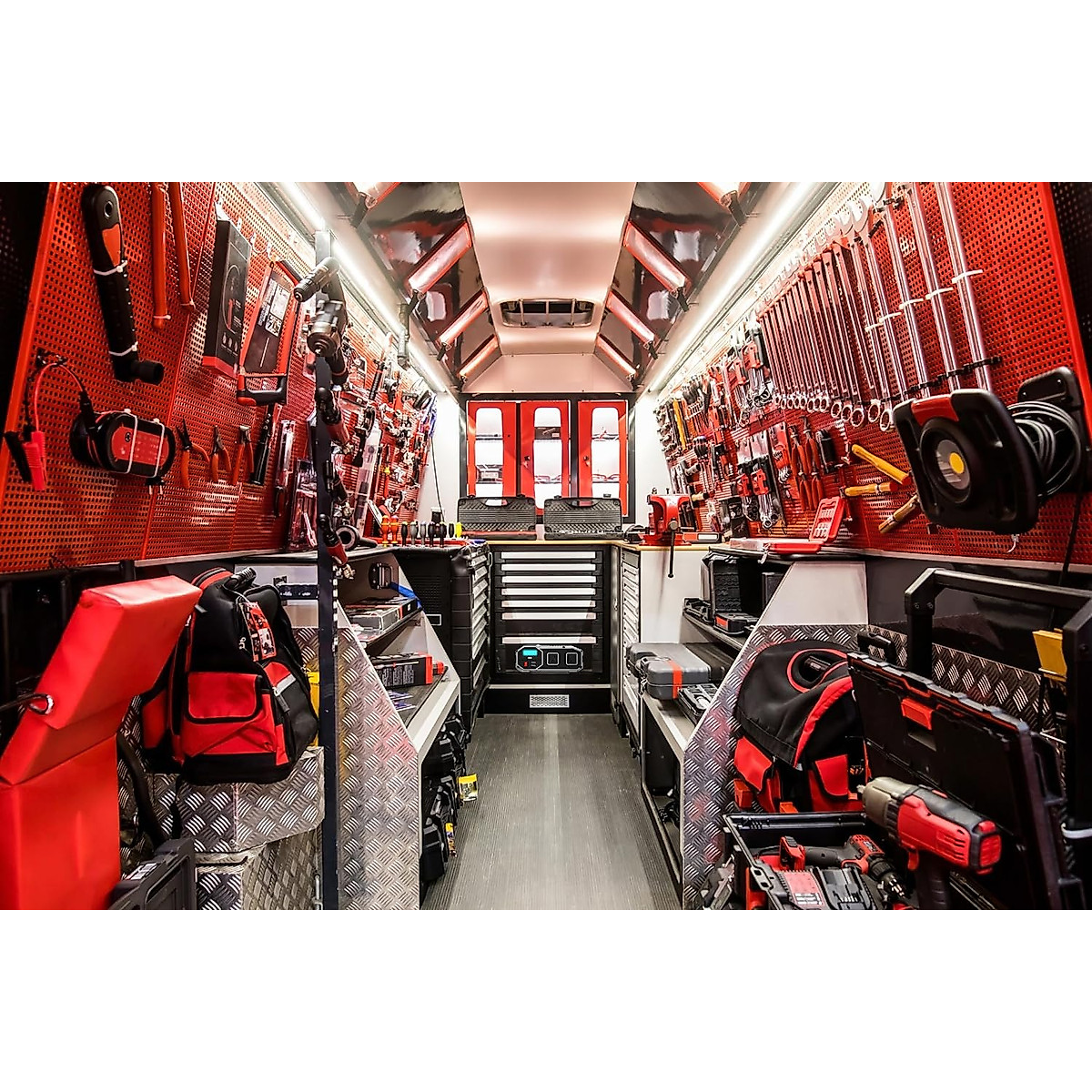 Energizer 2000 Watts Power Inverter Modified Sine Wave Car Inverter, 12v to 110v, Two AC Outlets, Two USB Ports (2.4 Amp), DC to AC Converter, Battery Cables Included – ETL Approved Under UL STD 458