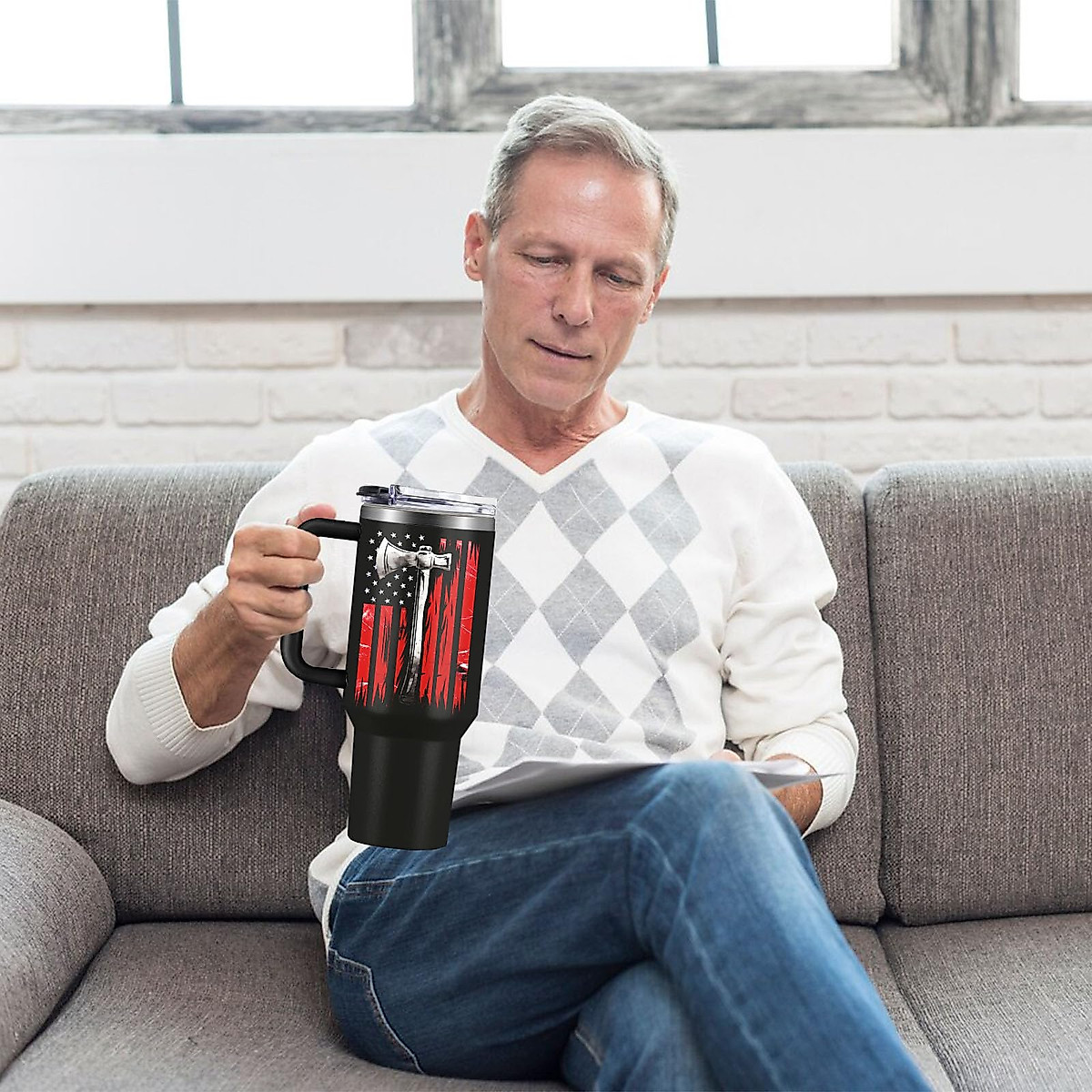 NIAXAUYT Retired Firefighter Gifts for Men Women, Retired Fireman Stainless Steel Tumbler Cup 40 oz, Retirement Birthday Gifts for Fireman, Being A Retired Firefighter is An Honor Insulated Mug