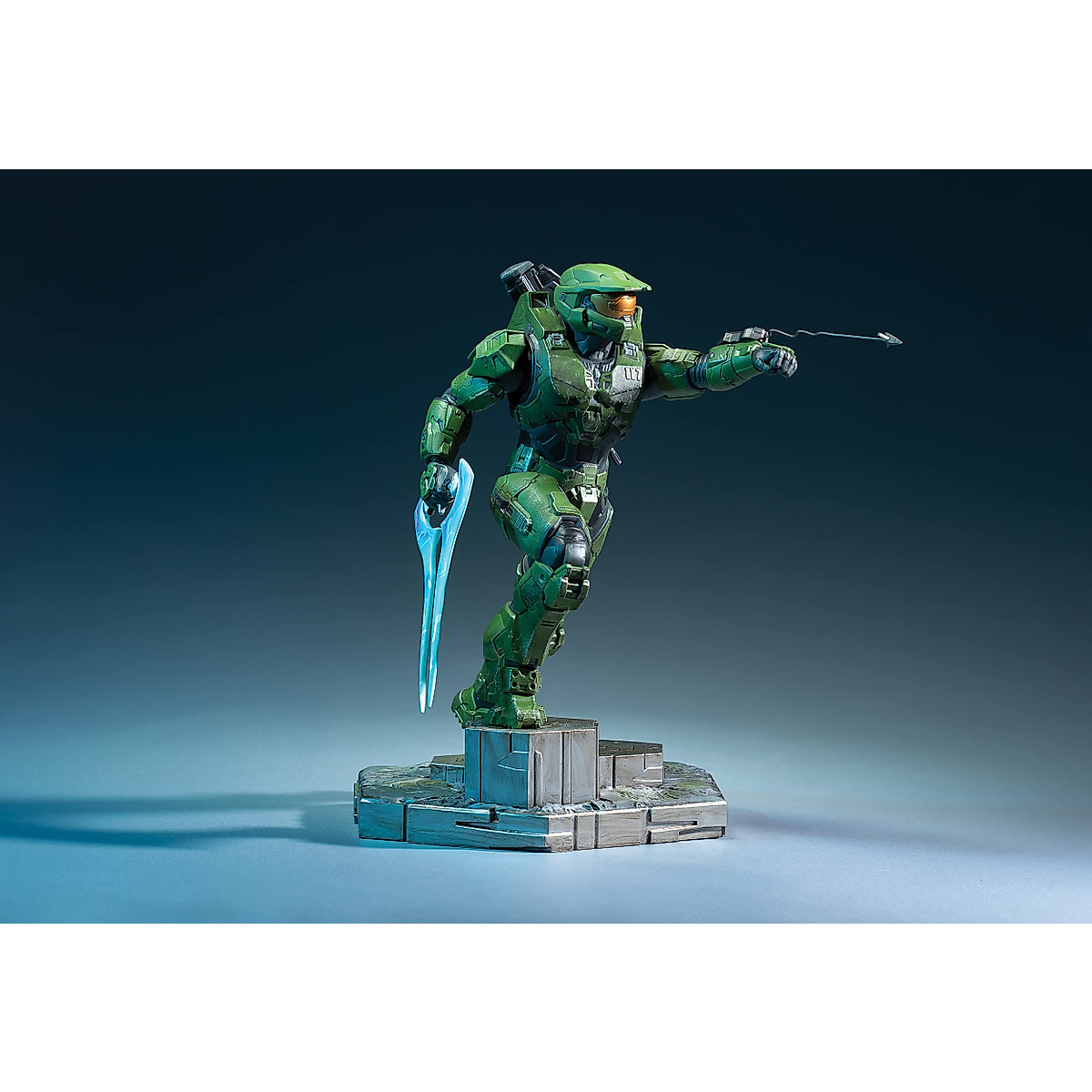 Dark Horse Halo Infinite: Master Chief with Grappleshot Statue, 10 inches