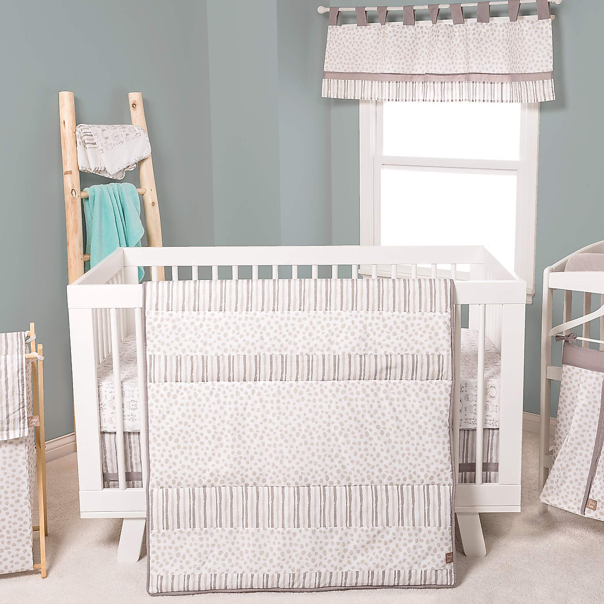 Trend Lab Sidney 3 Piece Crib Bedding Set, Can Be Used As A Blanket Or A Playmat for Tummy Time, Includes Quilt, Fitted Crib Sheet and Skirt