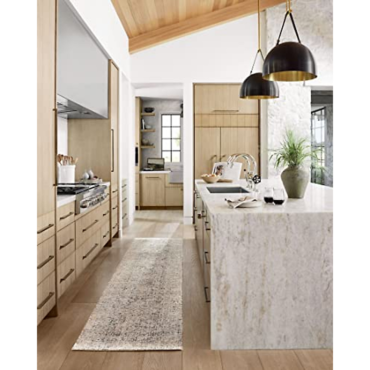 Loloi Amber Lewis Alie Collection ALE-05 Gold/Beige 5'-3'' x 7'-9'', .13'' Pile Height, Area Rug