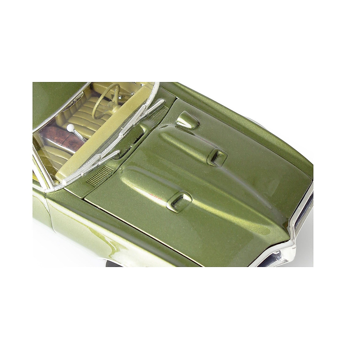 Revell 14545 '68 Pontiac Firebird 2'N1 1:25 Scale 122-Piece Skill Level 4 Model Building Kit