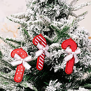 Mini Christmas Tree Decoration Kits, Red Felt Christmas Tree Ornament Kits, Christmas Tree Decoration Includes Hanging Stockings Cane Glove for Christmas Tree Decorations Wynott