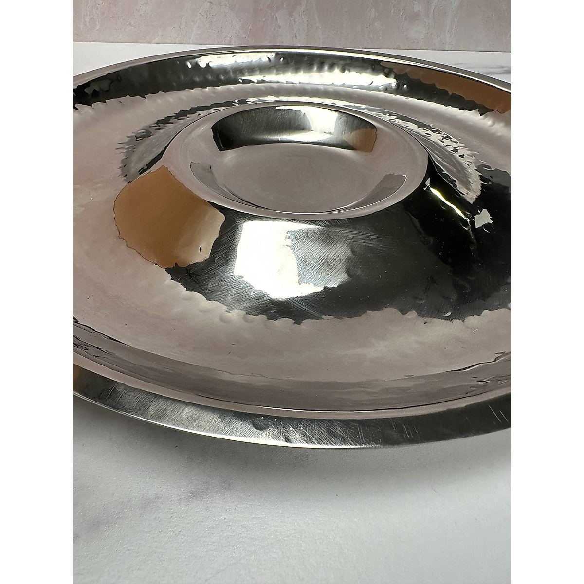 Decozen Chip and Dip Bowl with Orchid Accent - Elegant Serving Dish for Salad, Popcorn, Chips, Cereal, and Condiments - Fruit Bowl and Serving Bowl - Essential Kitchen Counter Serveware