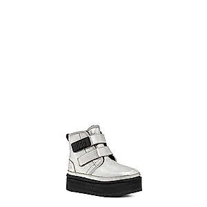 UGG Unisex-Child Neumel Platform Leather Boot, Silver Metallic, 4 Big Kid