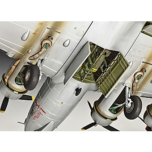 Revell of Germany 04283 B-17G Flying Fortress