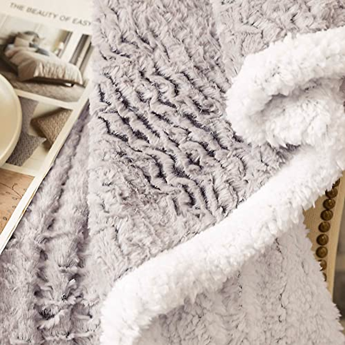 Vangao Wearable Blanket Hooded Throw Blanket Striped Fluffy Heavy Duty for Couch Chair Bed Sofa Oversized Hoodie Soft Winter Blanket Sherpa Reverse Cozy Xmas Decorations 50x70 Inch Brindle
