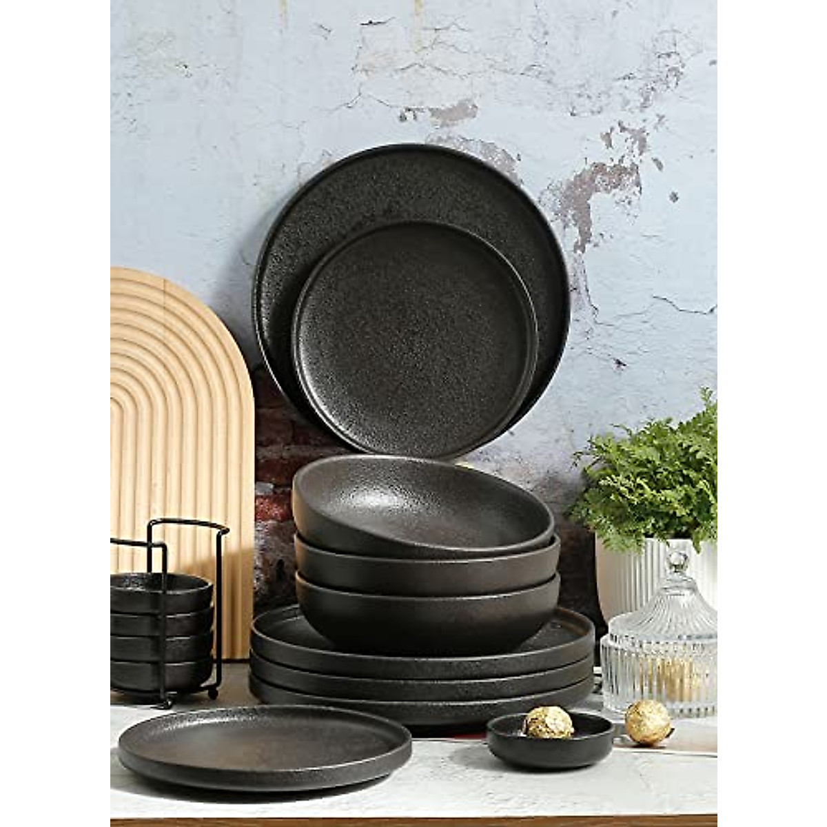 YJR Ceramic Pasta Bowls, Salad Bowls, Large Serving Bowl Set, Wide and Shallow - 35 Ounce, Set of 4, Matt Black