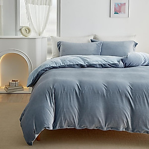 ARYURBU Flannel Queen Size Comforter Set, 3 Pieces Ultra-Soft Fuzzy Warm Luxury Grey Beding Set for Winter with 2 Pillow Cases