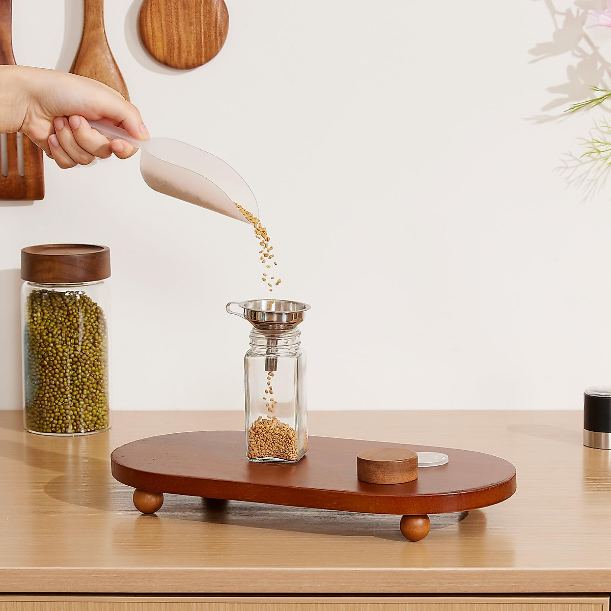 Yangbaga 24Pcs Glass Spice Jars with Labels，4oz Empty Square Spice Bottles with acacia wood lid & Shaker Lids and Silicone Collapsible Funnel Included