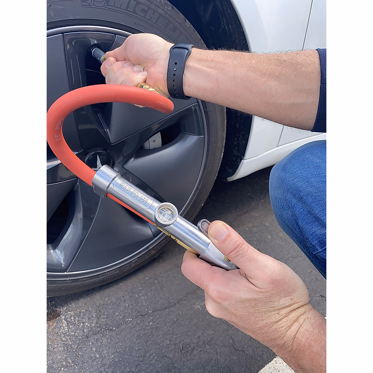 Primefit XC5000 Pro Tire Inflator and Deflator with Dual Chuck and Built in Magnified Gauge