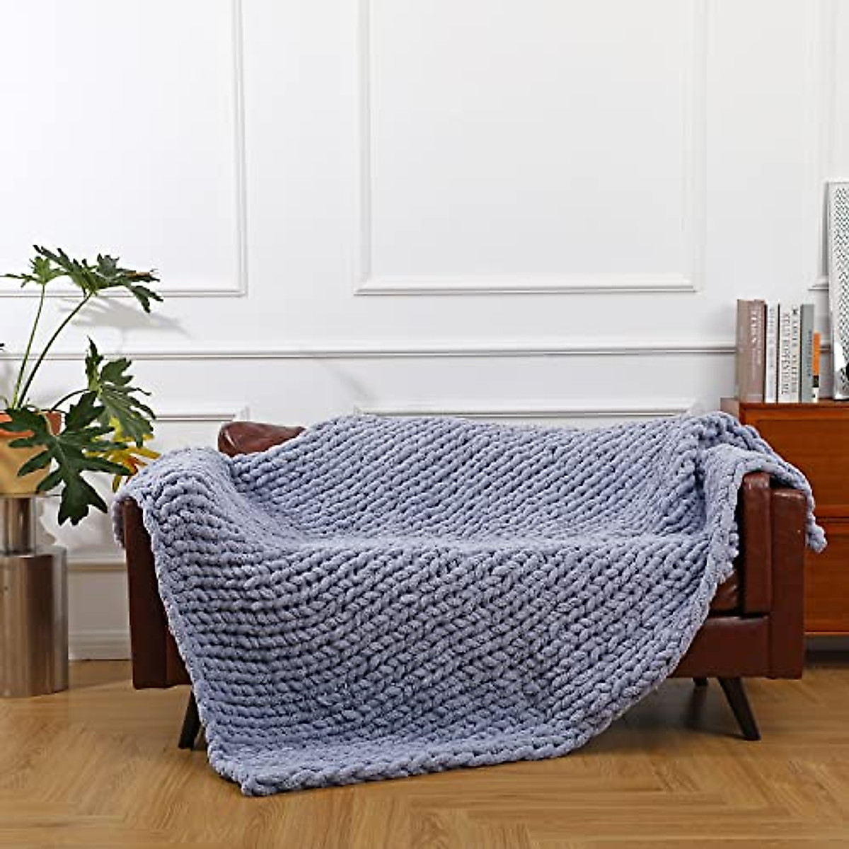 Tocozy Chunky Knit Blanket Soft Cozy Chenille Throw Handmade Cable Knit Blanket for Bed Sofa Home Decor Light Gray 60x80 Inch