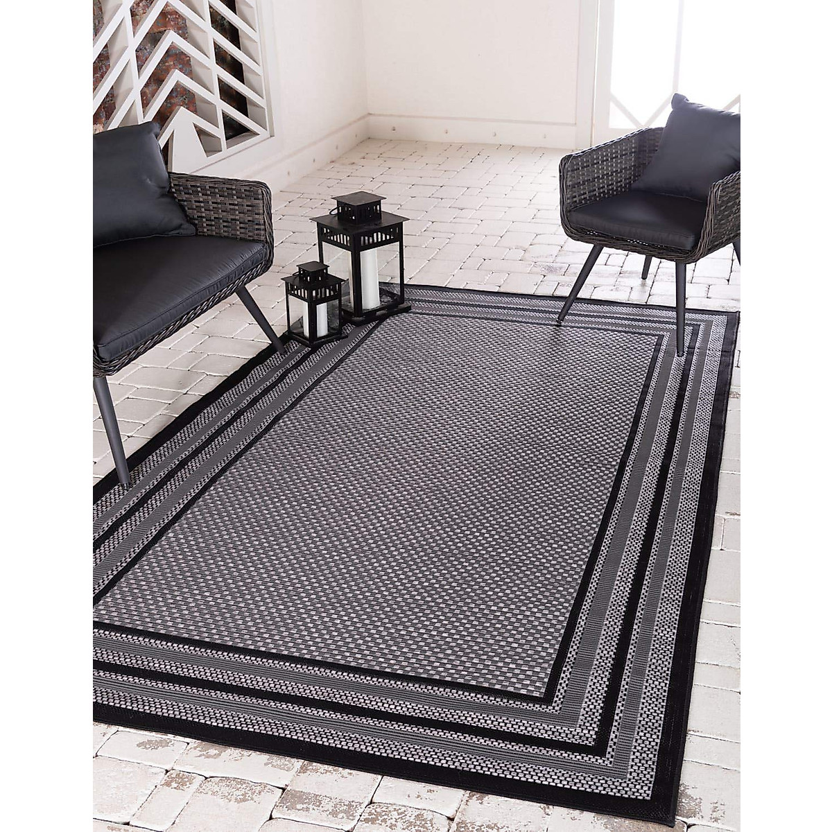 Unique Loom Outdoor Border Collection Area Rug - Multi Border (6' 1" x 9' Rectangle, Gray/ Black)