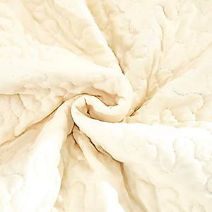 DaDa Bedding Yellow Floral Lap Quilt - Quilted Throw Blanket - Hummingbirds Farmhouse Red Flowers for Couch, Sofa or Bed- Scalloped Edges Bright Vibrant for Biophilic Design - 50 x 60